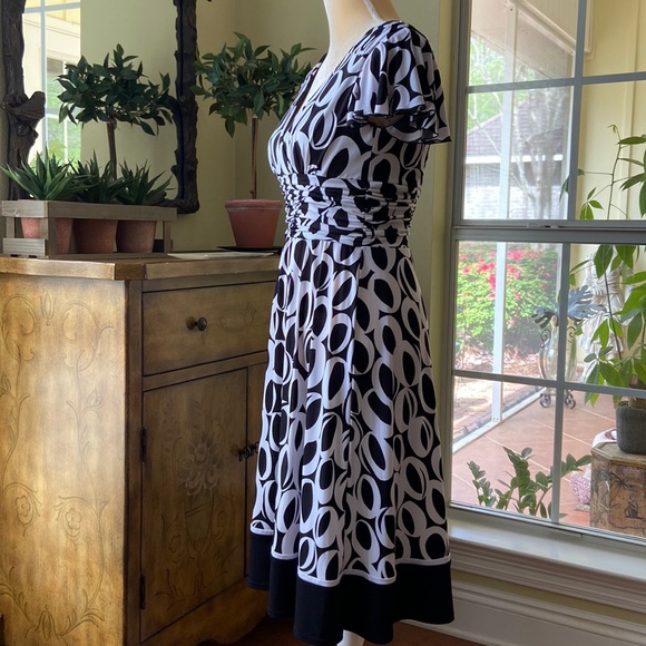 Studio I | Dresses | Wow Studio I Black White Dress Great Design ...